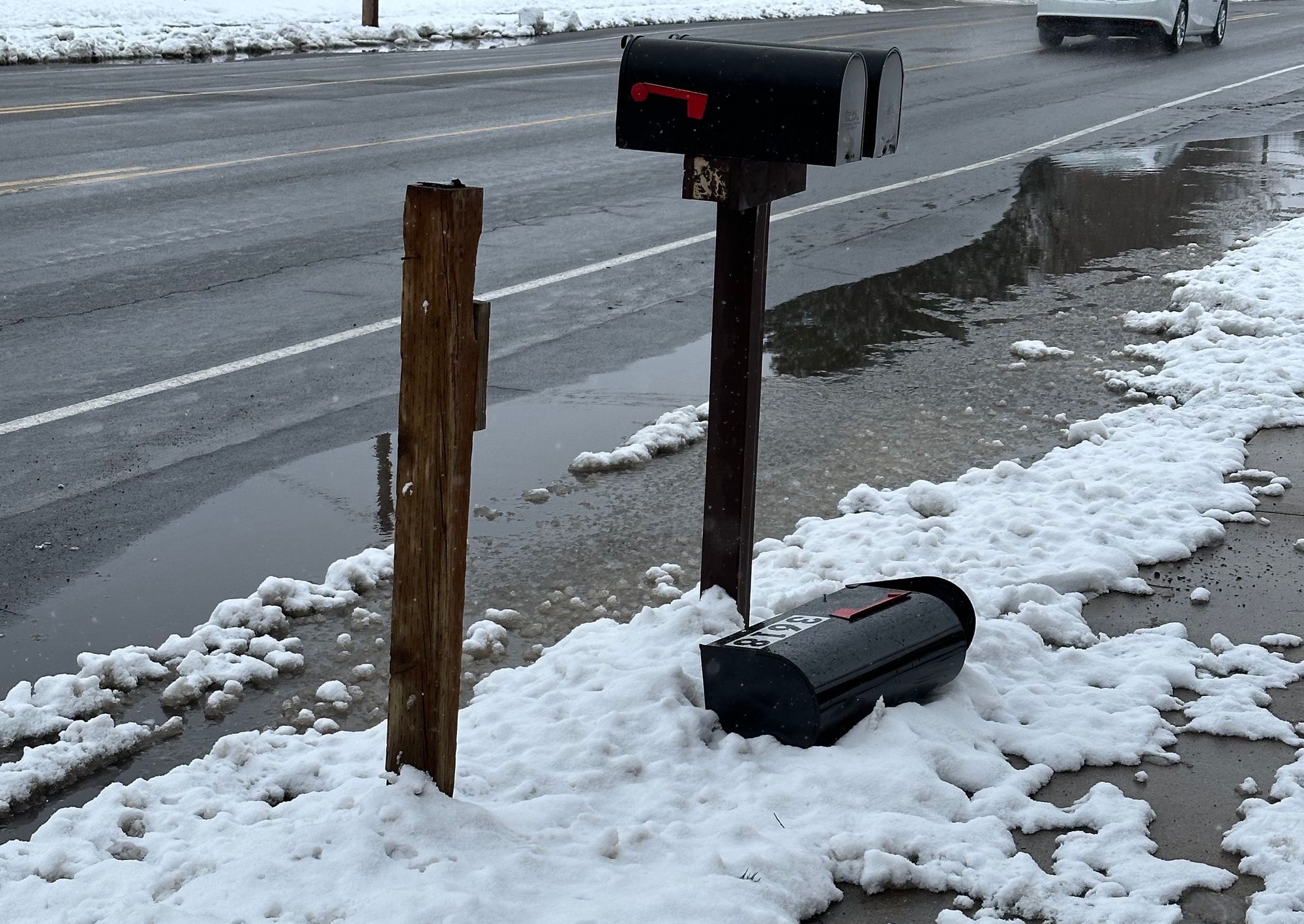 Some mailbox mounting repairs
